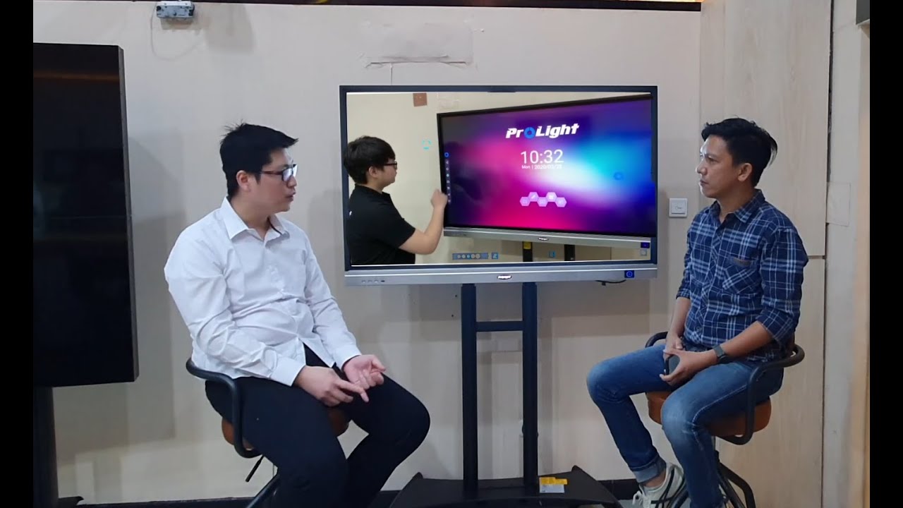 Interaktif Flat Panel "Prolight" Jelmaan Proyektor, Papan Tulis dan Komputer - YouTube