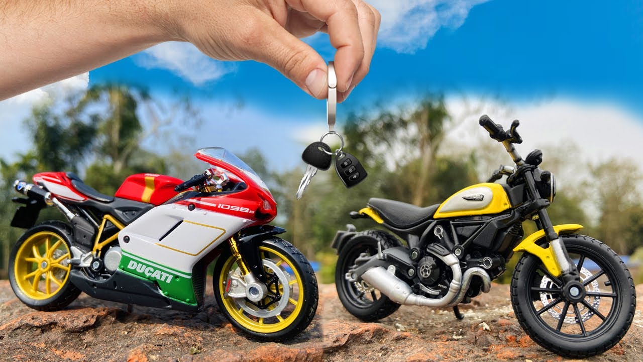 Unboxing of Ducati Scrambler Icon | Ducati 1098s tricolore | Scale 1:18 ...