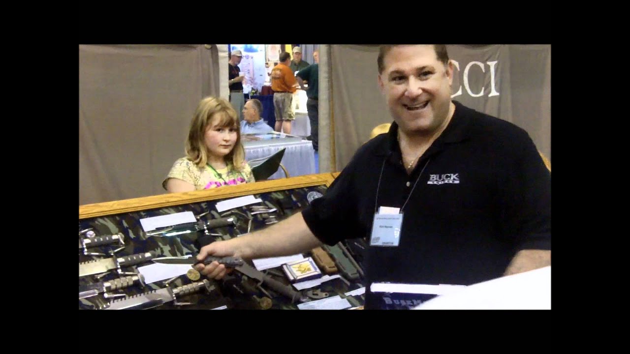 2011 Blade Show: Buckmaster Knives The Authorized History Of Models 184 ...