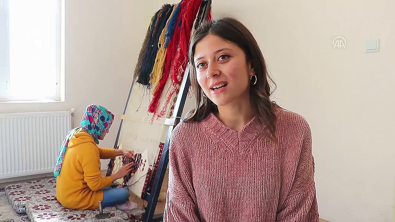 Vanlı genç girişimci Ruken Polat, Van kilimlerindeki motifleri çağın ...