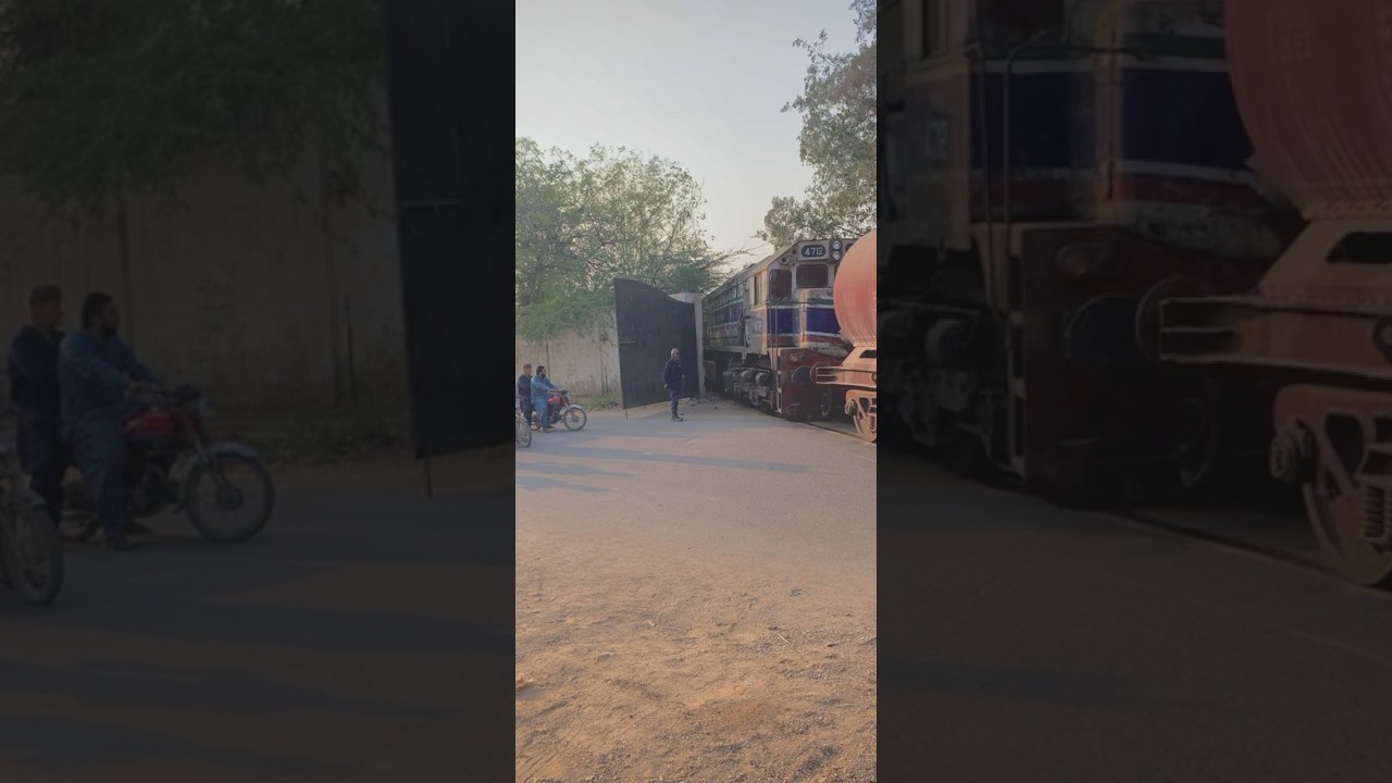 Live Train Engine passing at Road Beautiful View 🤩🚂😍🖤 #shorts #train ...