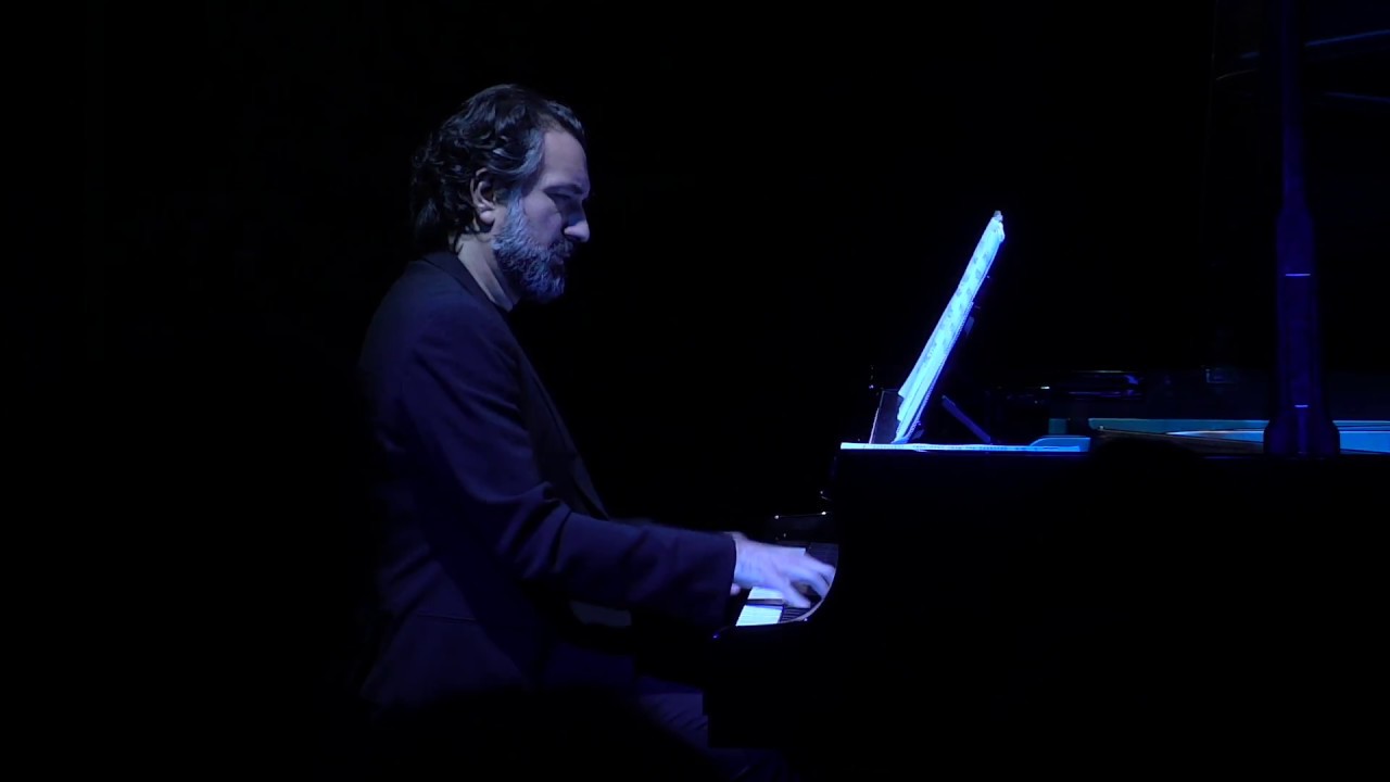 Keith Jarrett: Paris Concert (intro) - Domenico Codispoti, piano - YouTube