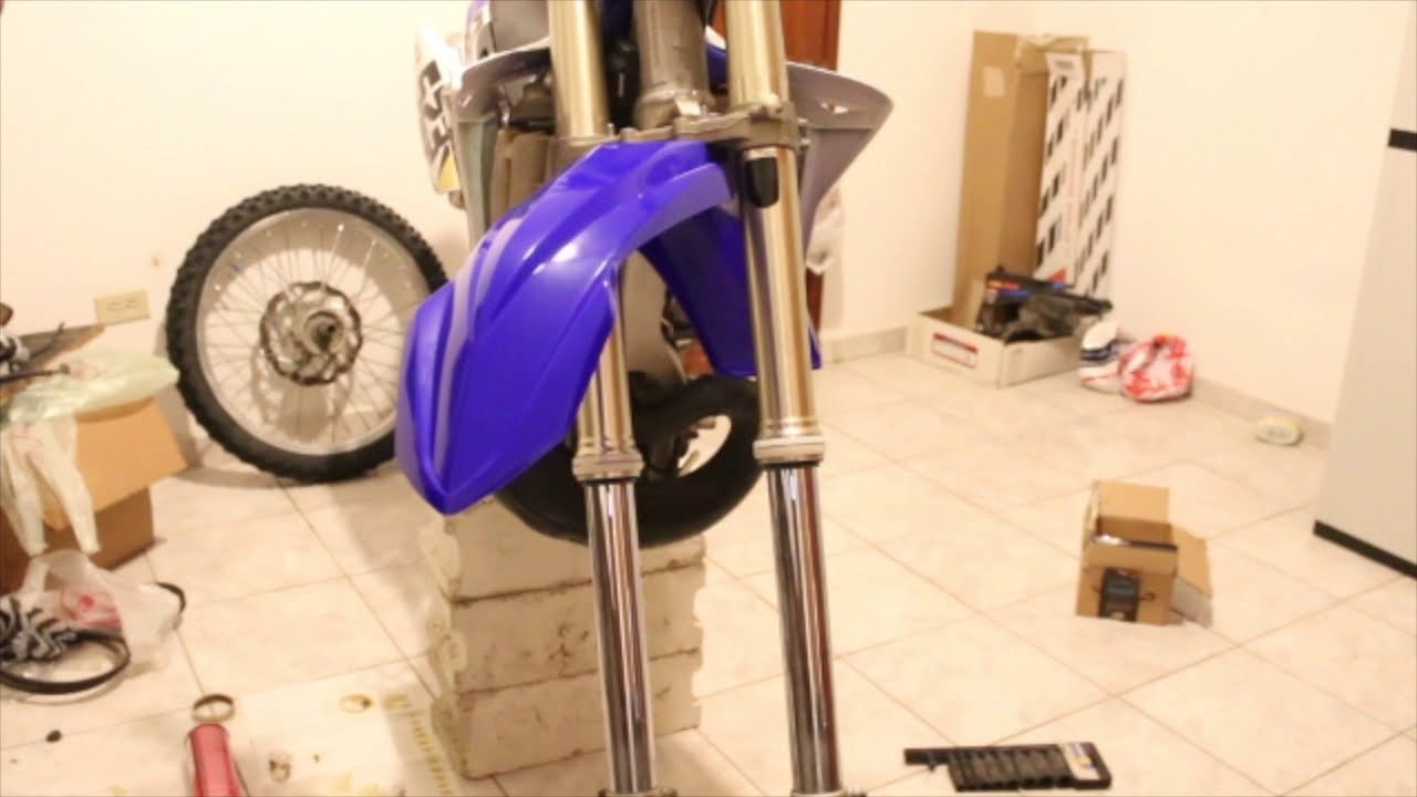 Part 2 06 YZ250 KYB SSS Fork Rebuild - YouTube