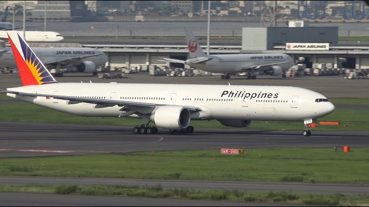 Philippine Airlines Boeing 777-300ER RP-C7778 Pushback and Takeoff [HND ...