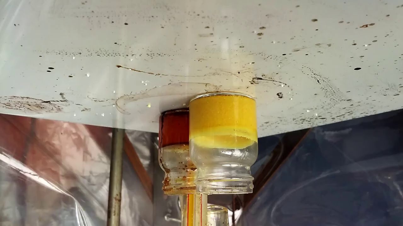 Time lapse video of synthesis of a dichroic dye for a liquid crystal ...