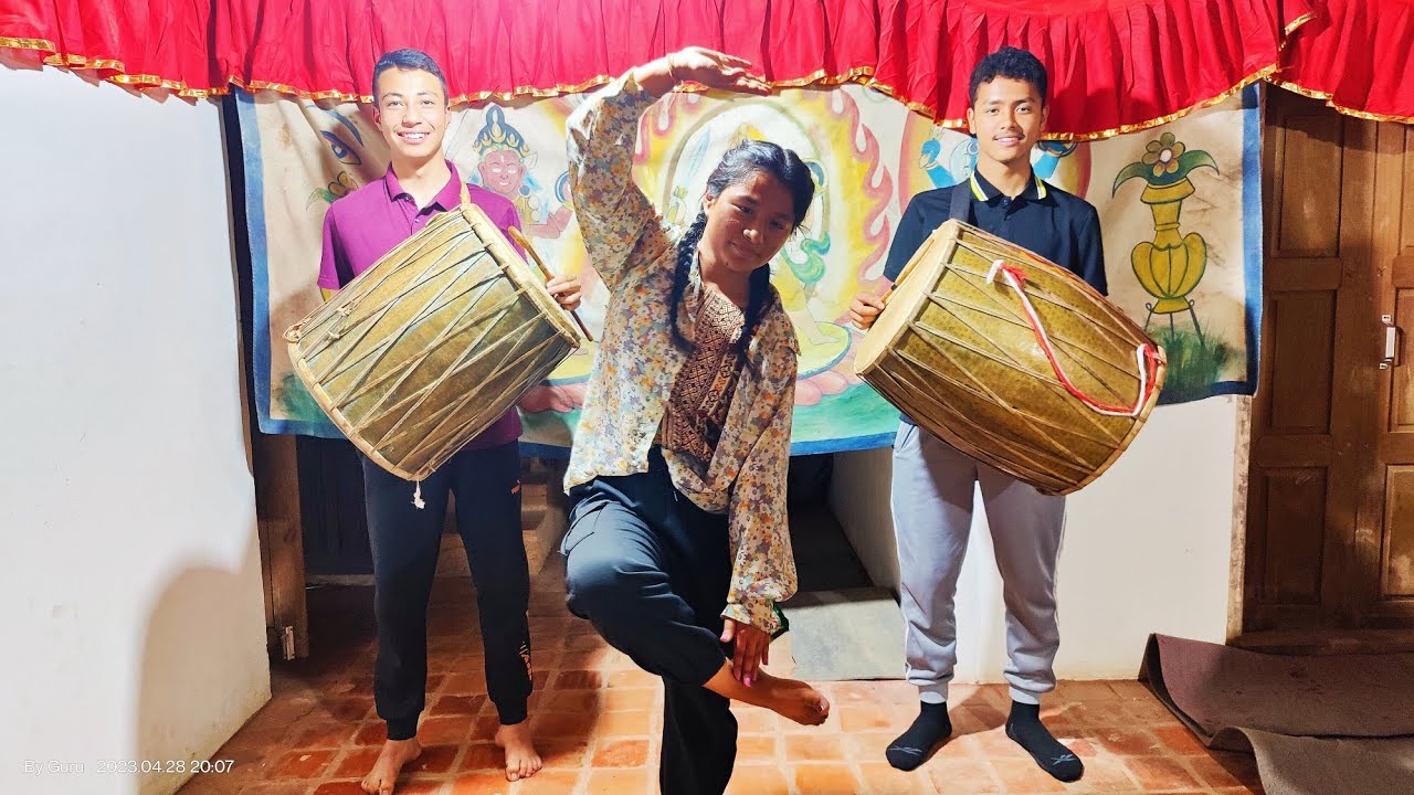 Dhime Dance traning at Chapagaun - Guru Rajendra Maharjan - YouTube