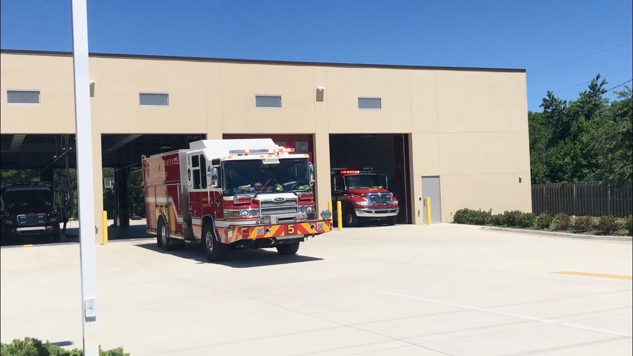 St. John’s County Fire Rescue Squad 5 & Rescue 25 responding - YouTube