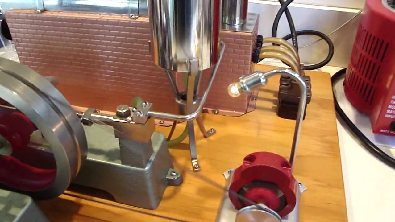 Jensen #50 Steam Engine power plant generator before adjusting timing ...