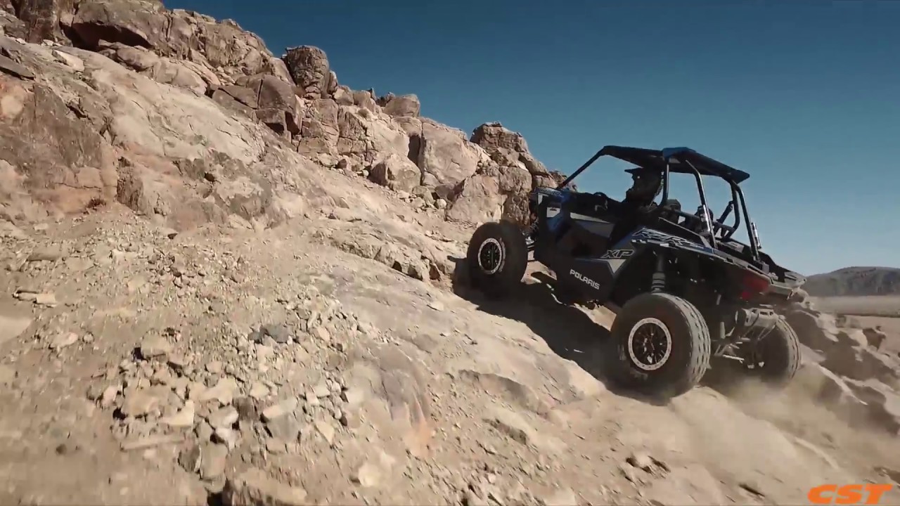 CST Lobo RC - YouTube