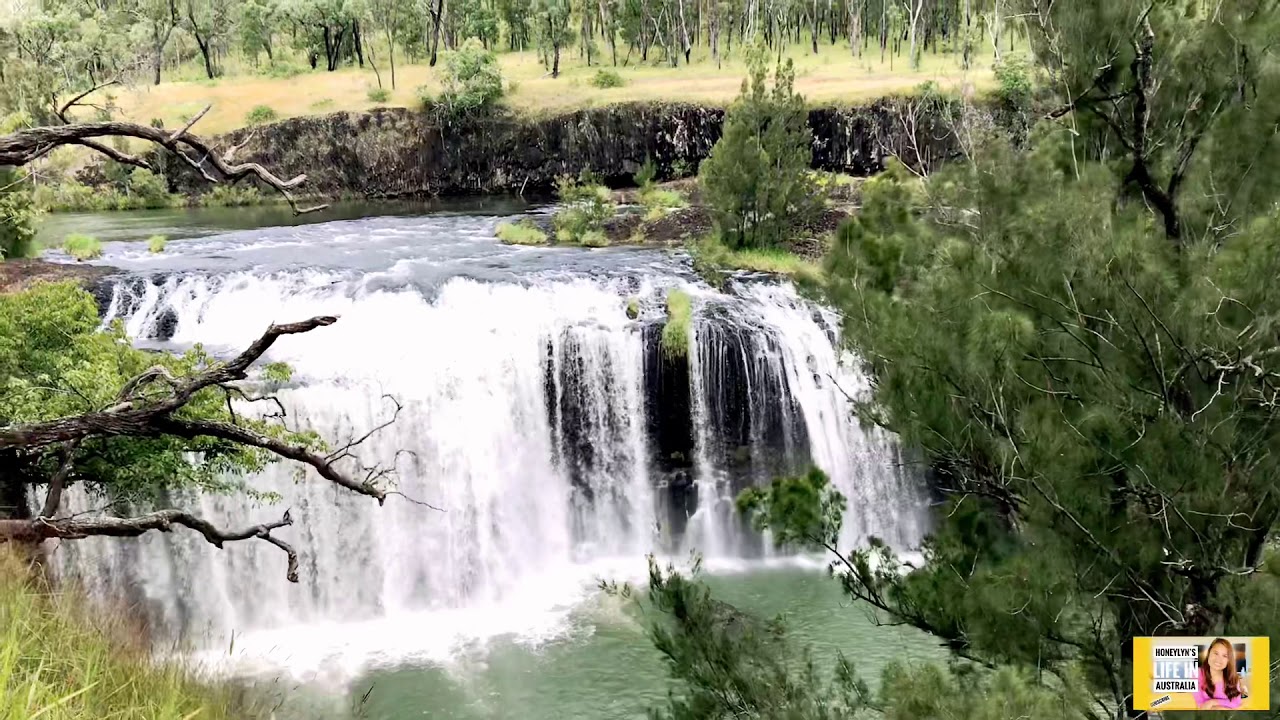 Big Millstream Falls, Millstream Falls National Park QLD - YouTube