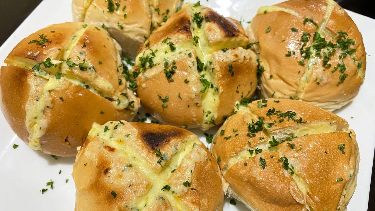 Gawin mo to sa Monay / Korean Garlic Cream Cheese Bread Pinoy Style ...