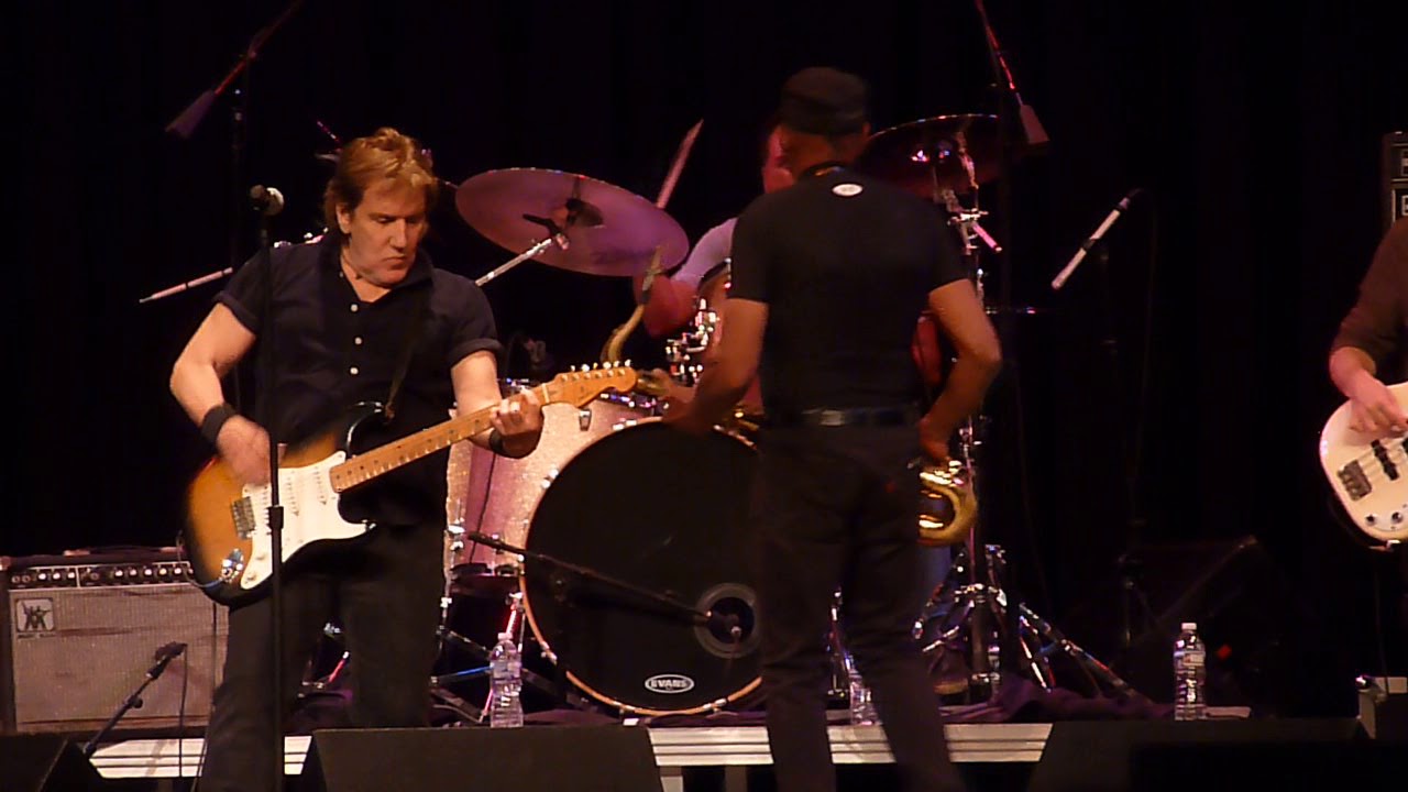 John Cafferty & Beaver Brown - Open Road - YouTube