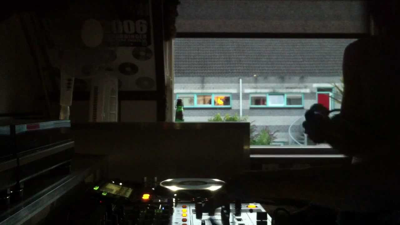 DJ Pama vs. DJ Dillinger - From Daylight into Darkness - YouTube