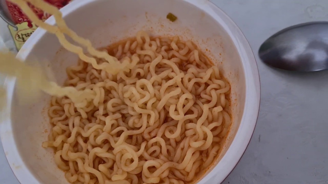 Paldo Rabokki noodle review - YouTube