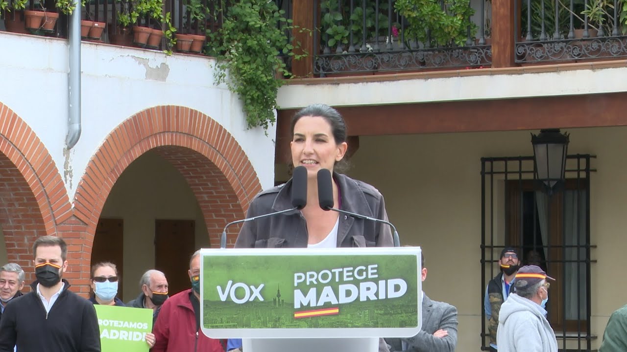 Vox reivindica que su "única" bandera es la de España - YouTube