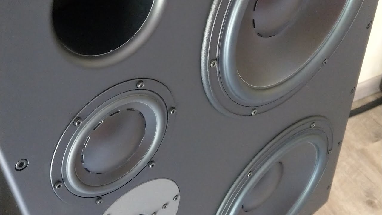 Dynaudio m3 on Michael Jackson - YouTube