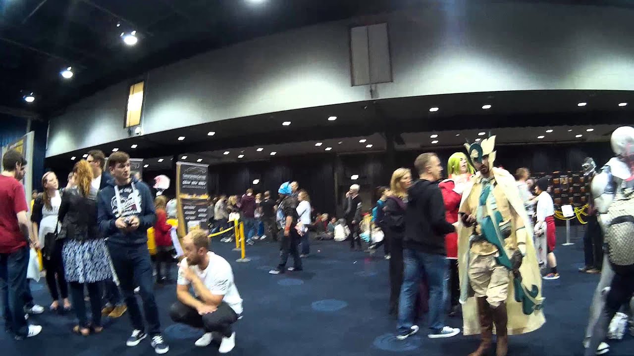 Inside Manchester Comic Con Sunday 26 July 2015 Part 1 HD - YouTube