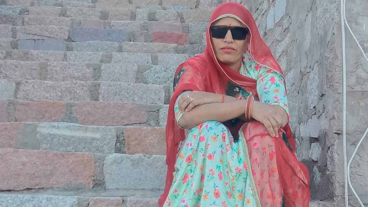 SUMAN KANWAR Rajputh लाइव है! लाइव में आप सभी का स्वागत है 👏🇨🇮♥️ - YouTube