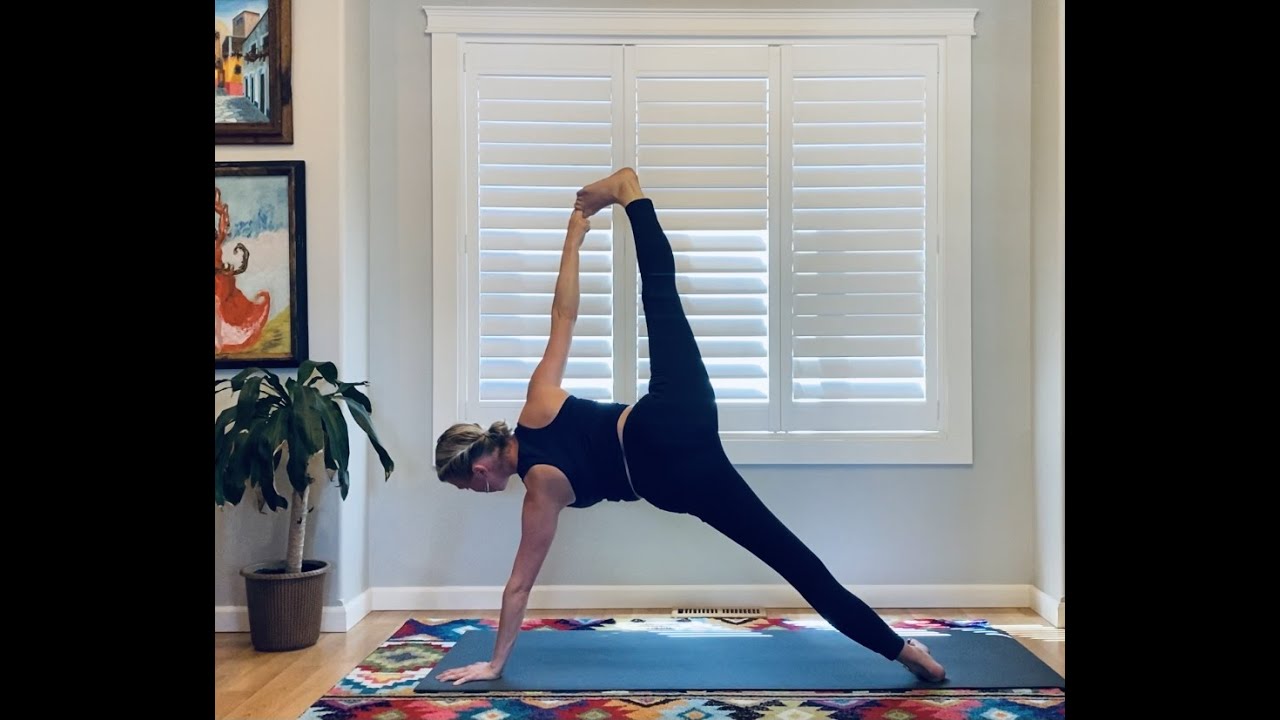 Side Plank (Vasishtasana): the Pose of Liberation - YouTube