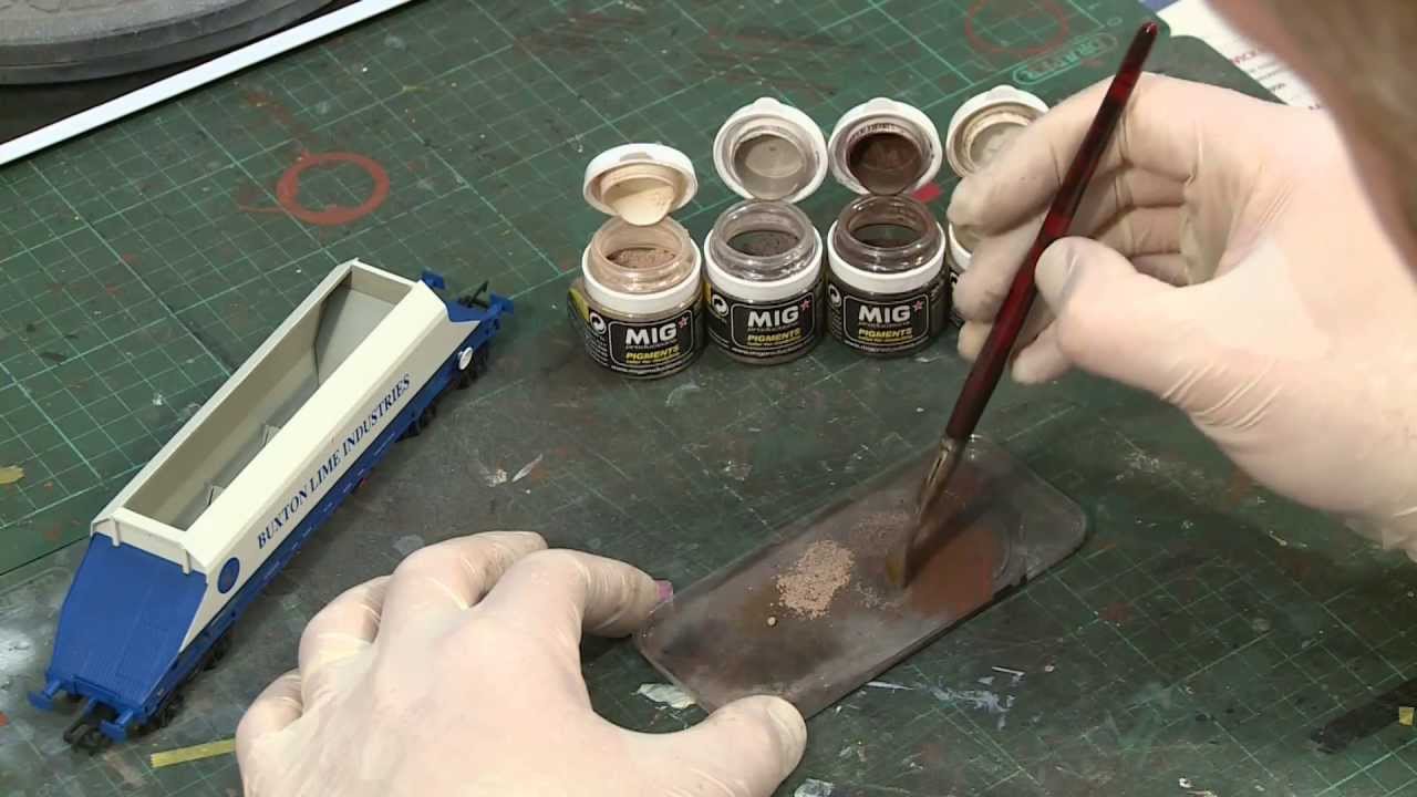 Model Rail Rolling stock Weathering Expert - Telerail. - YouTube