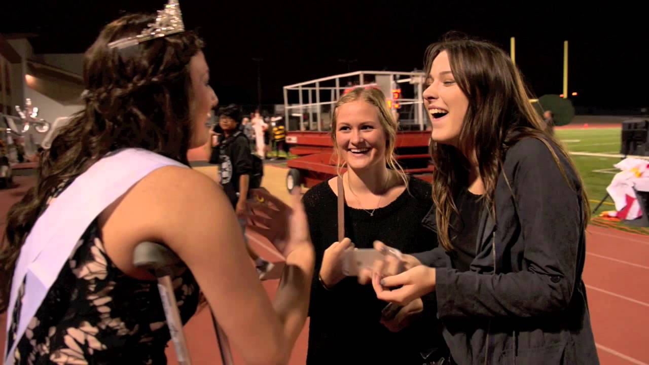 Hugging the Queen! - YouTube