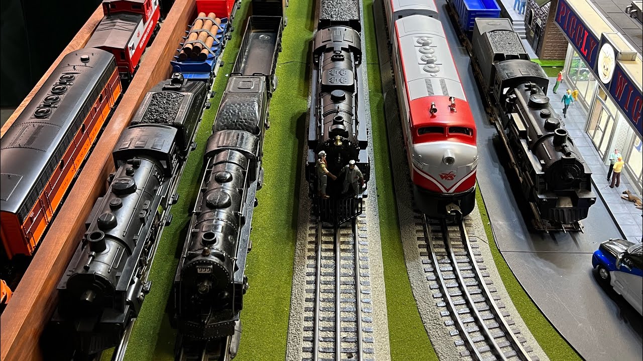 Lionel Polar Express 1225/ Wisconsin & Southern (WSOR) Polar Express 103 & 101/ Marx 999 / Marx ...