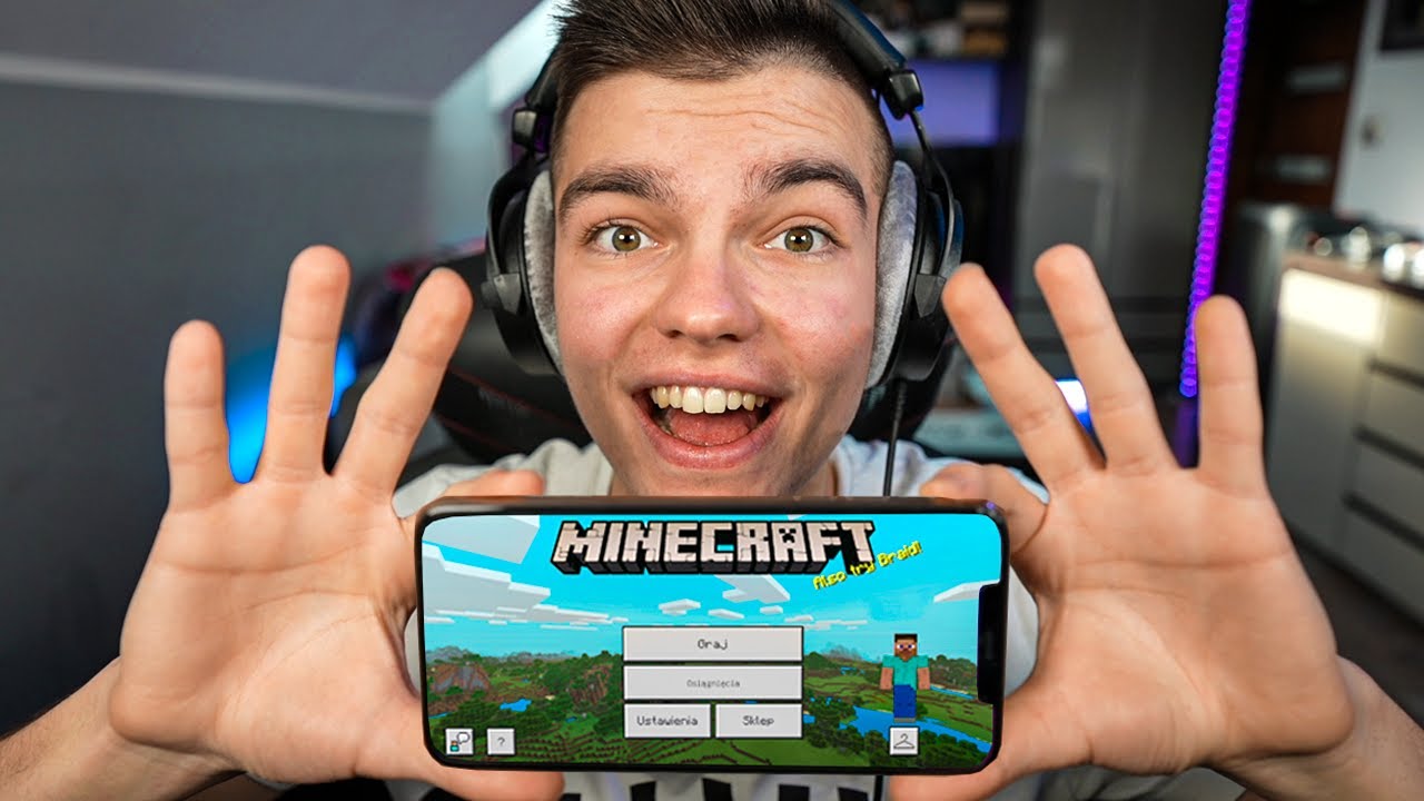 PIERWSZY RAZ ZAGRAŁEM W MINECRAFT NA TELEFON! (śmieszne) - YouTube
