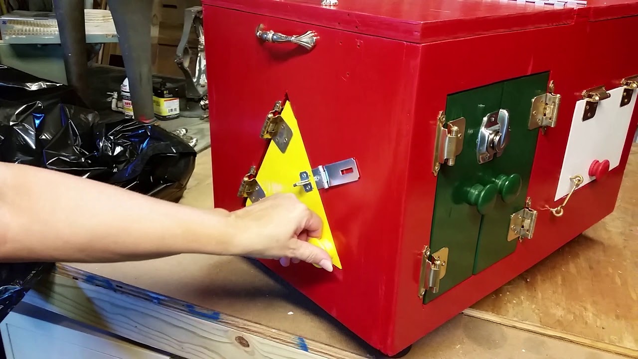 play box - YouTube