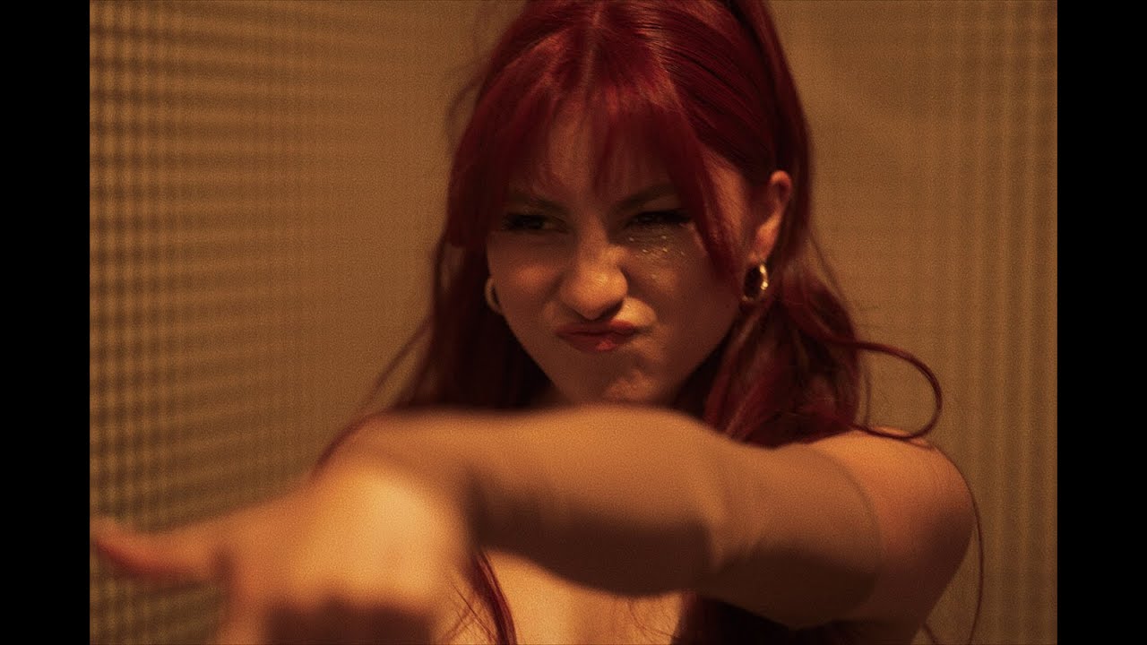 Mess - Angel Cintron (visual BTS) - YouTube