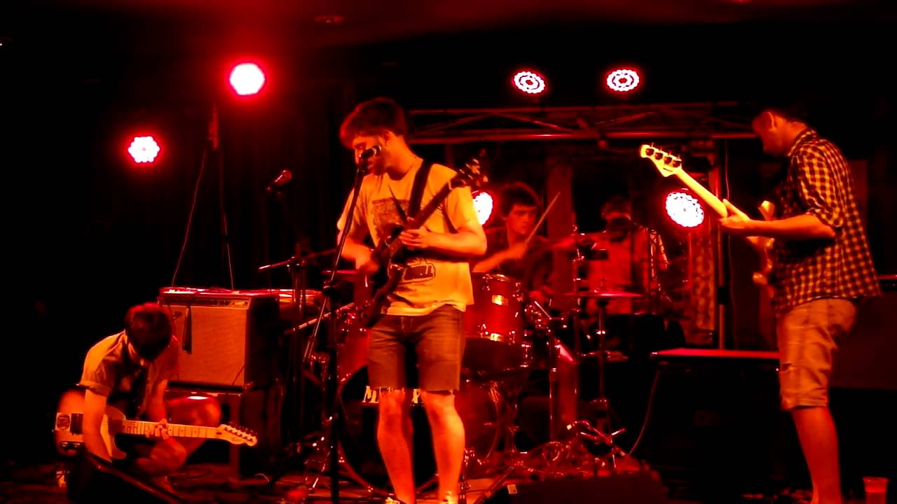 LIMBO JUNIOR - "Dile adiós a las montañas" - YouTube