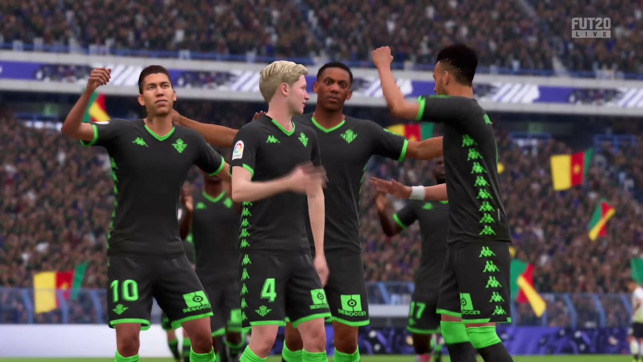 How To Score Outside The Box On FIFA 20 - YouTube