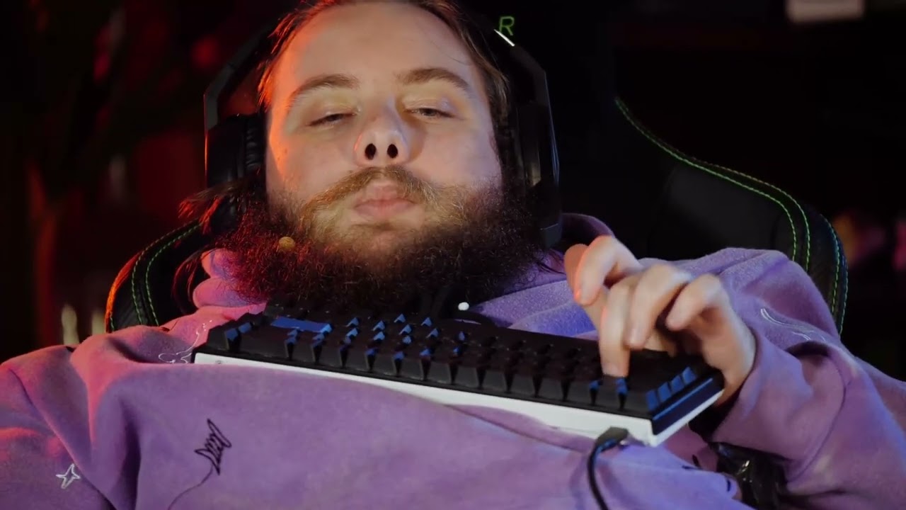 cold ones - chad raiding - YouTube