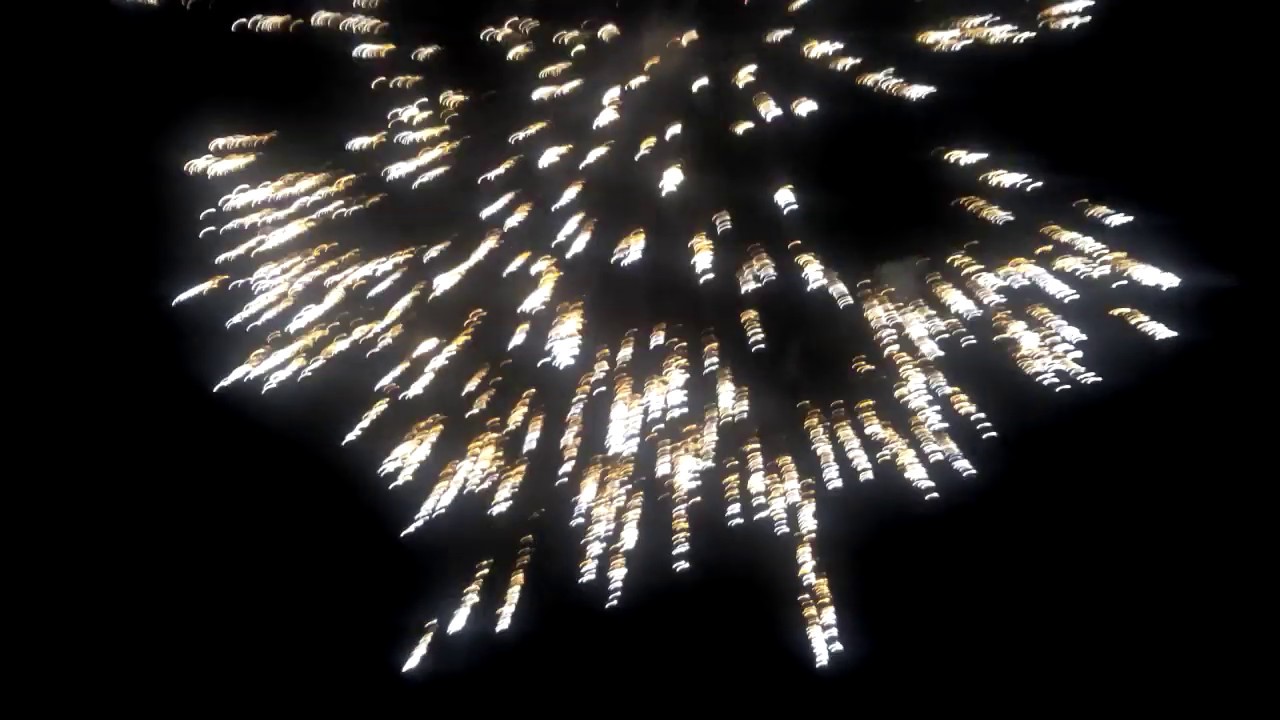 ¡Los Cohetes Para EL Dia Festivo de Navidad! - El Joseph - YouTube