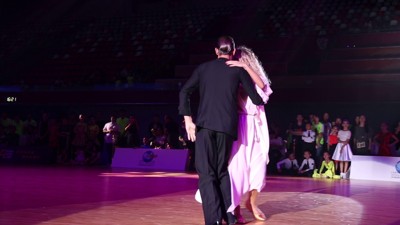 Mirko Gozzoli & Edita Daniute Viennese Waltz - YouTube