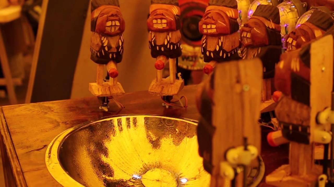 Indio Picaro and the PissCo - YouTube