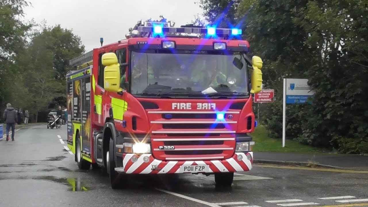 Double Turnout! E25P1 (On-call) And Lymm E28P1 Turnout | Northwich Fire ...