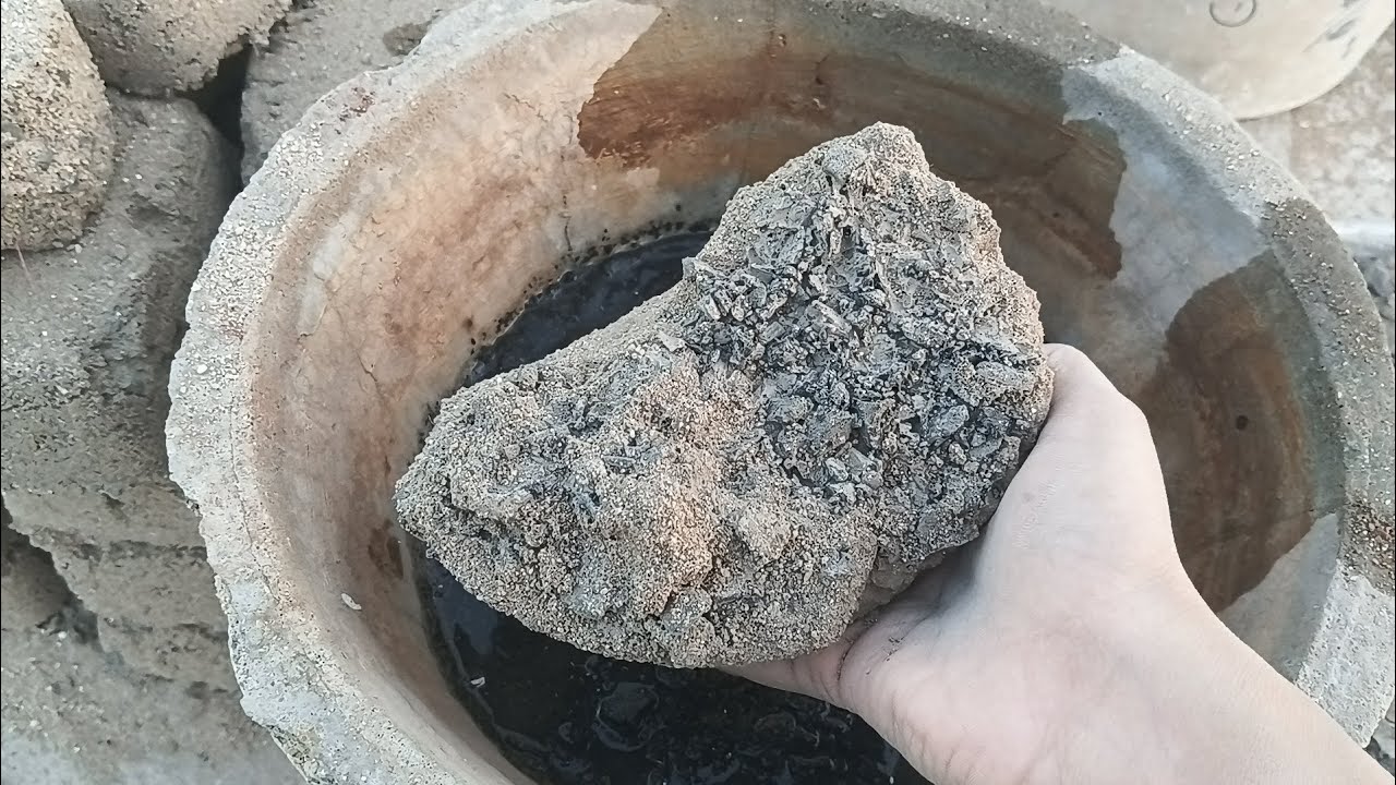 Charcoal flakes texture 😴water 💦 crumbling and dry crumbling in clay ...