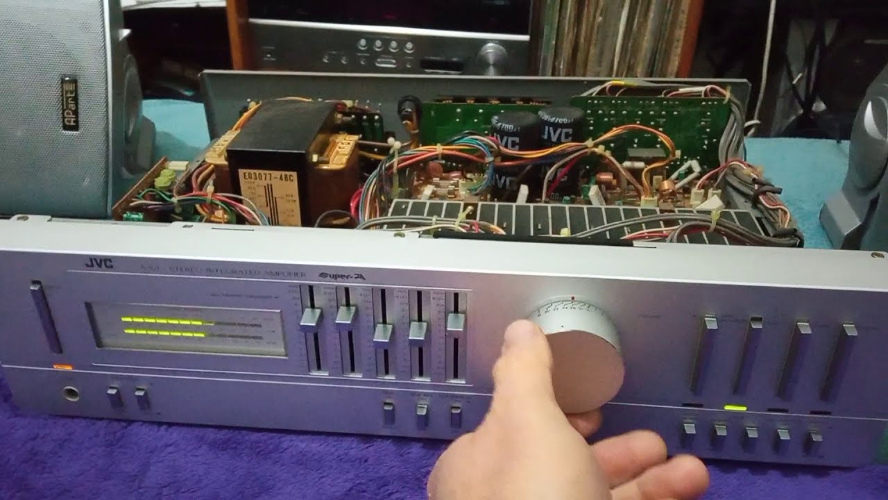 JVC A-X4 Amplifier Super-A - YouTube