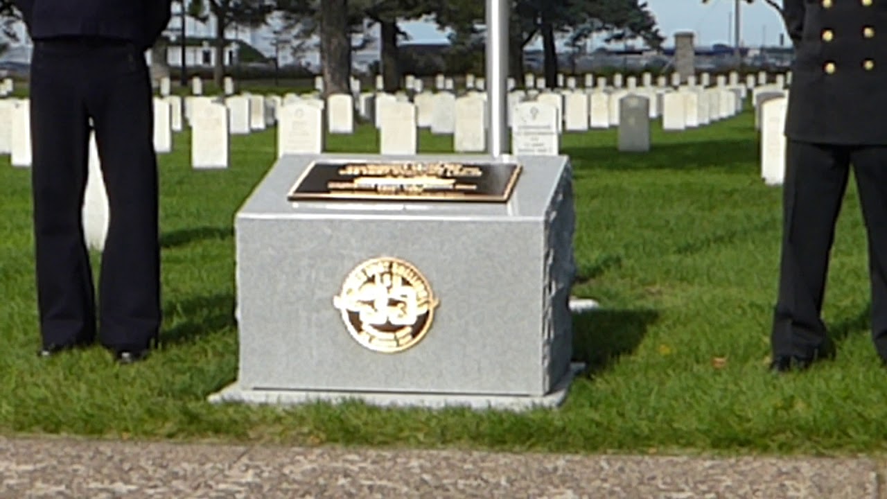 USS FORT SNELLING LSD 30 MONUMENT 2019 - YouTube