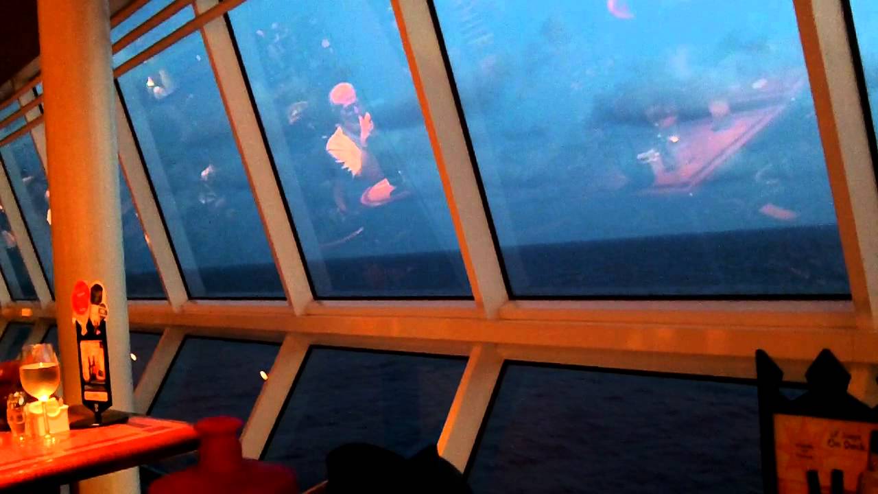 BERMUDA CRUISE: AT DINNER REFLECTING....EVEN IN THE MIDST GIVE GOD YOUR ...