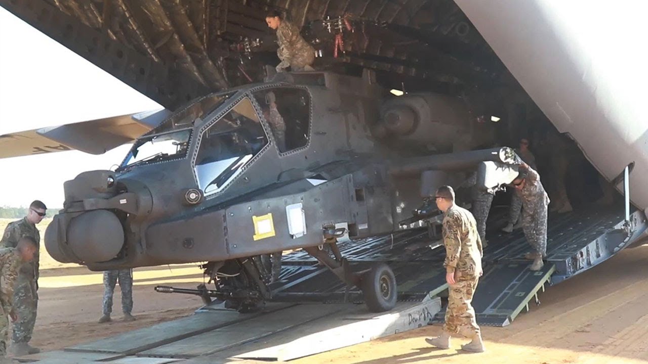 100 US AH-64 Apache Attack Helicopter Arrived in Caribbean with C-17 ...