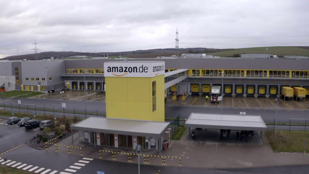 TV Doku: Die Geschenke Fabrik im Amazon Lager Koblenz - YouTube