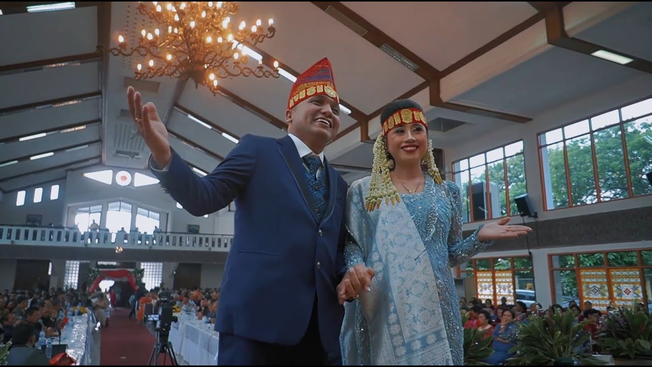 Part-2 | Pernikahan Adat dr. Sabar Sinurat & Anna Br. Manurung | Gereja ...