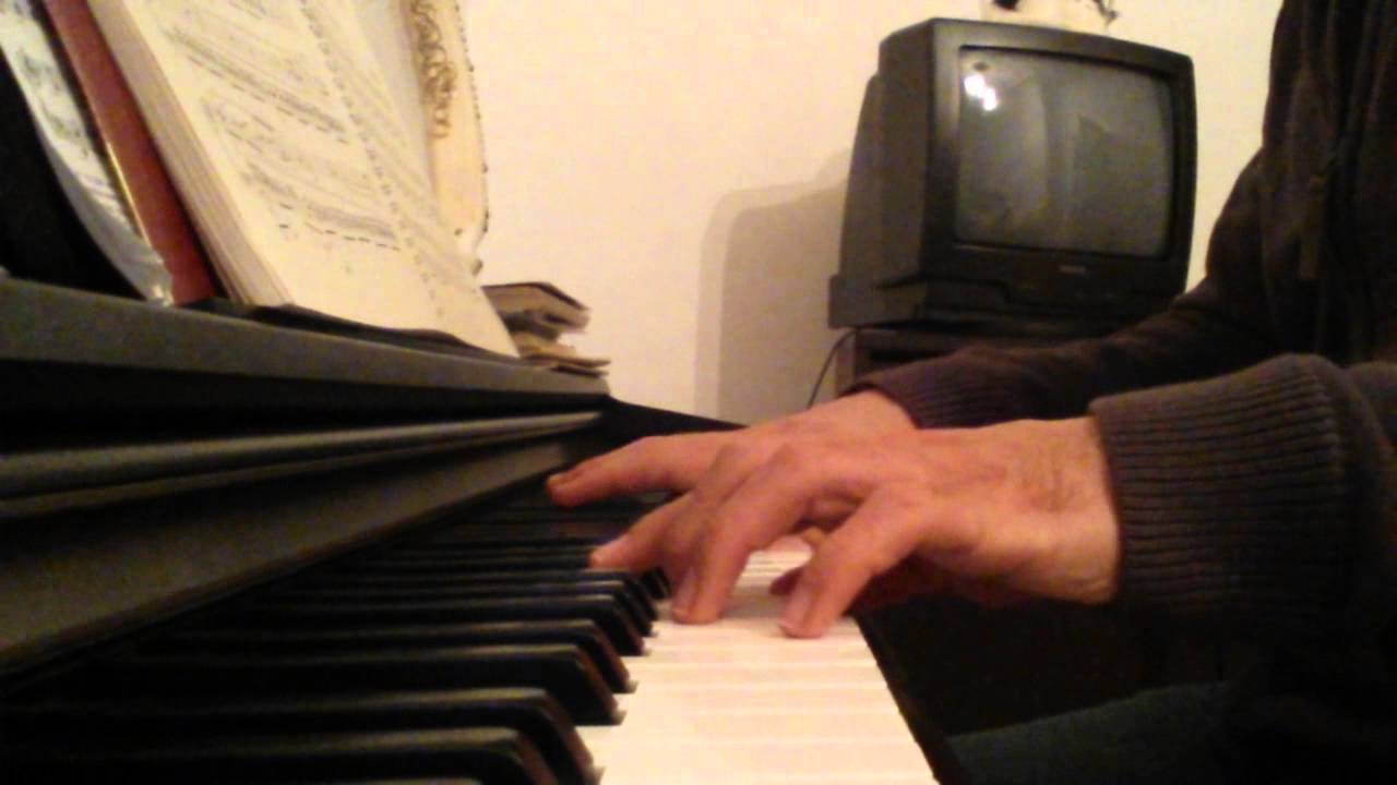 Gori gori moya zvezda. (parla ey yıldızım)- Ali (piano) - YouTube