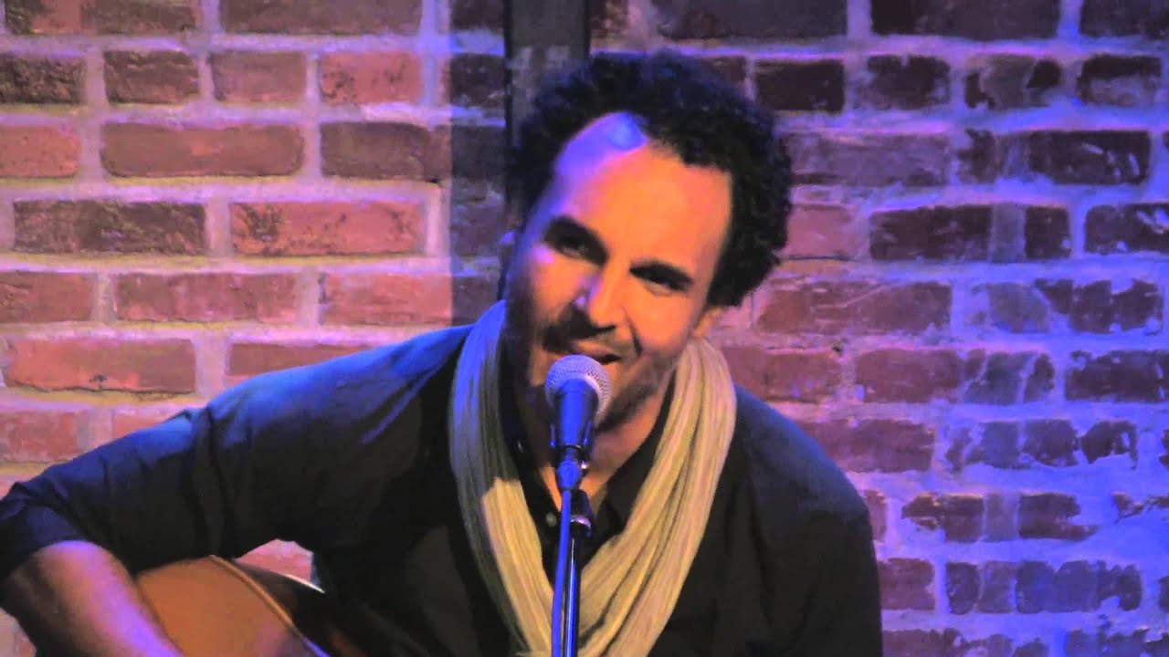 Dominic Sinesio - LIVE at Witzend - YouTube