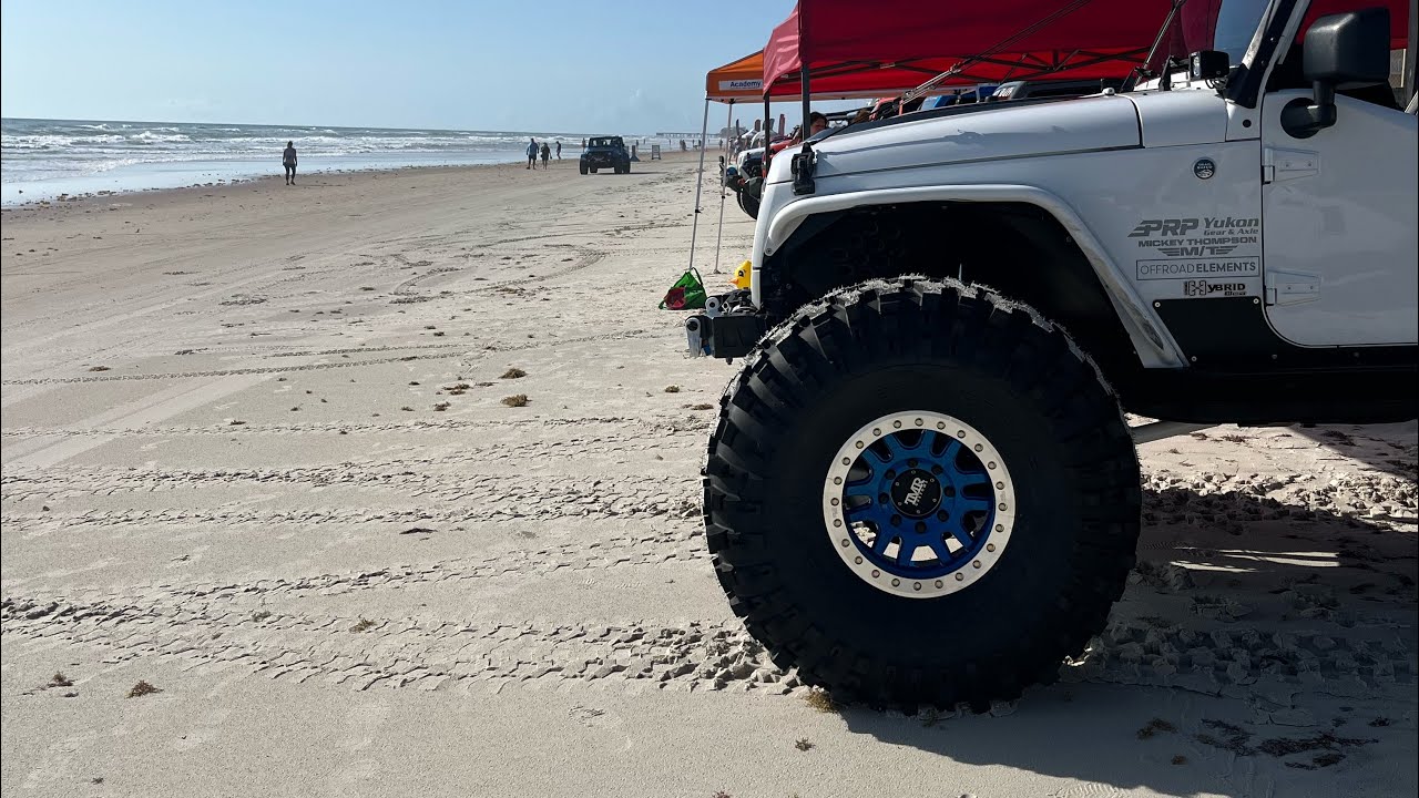 Cruising the beach @jeepbeachofficial531 - YouTube