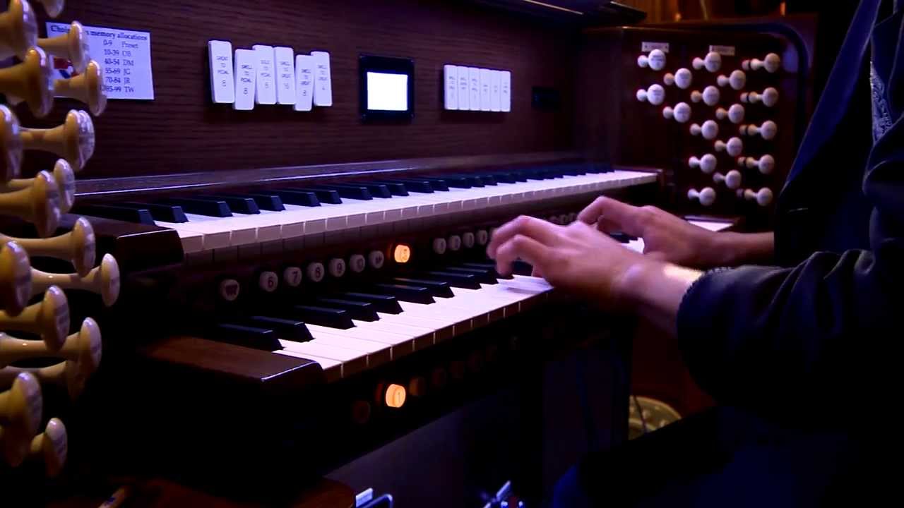 Rodgers Infinity Event - St. Mary's Cathedral , Sydney 3 Organists ...