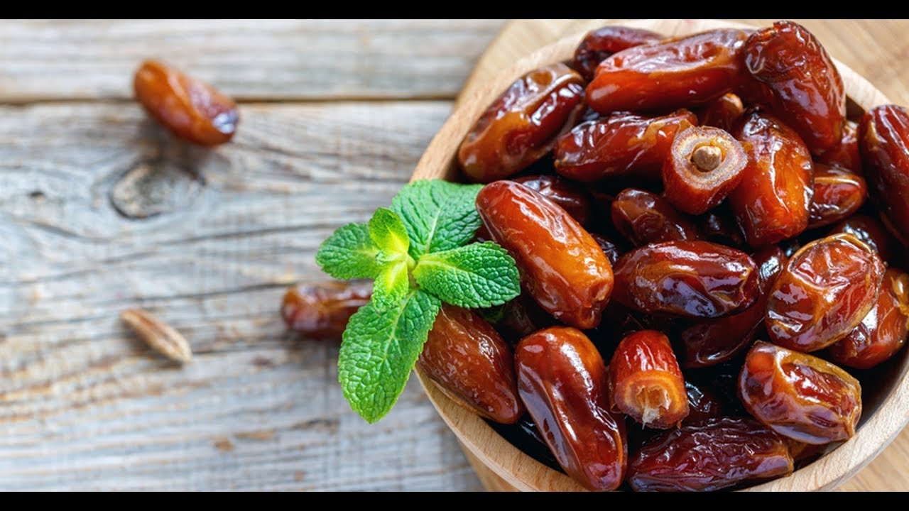Tri hurma Arabie në ditë, 5 vlera direkte për organizmin - YouTube