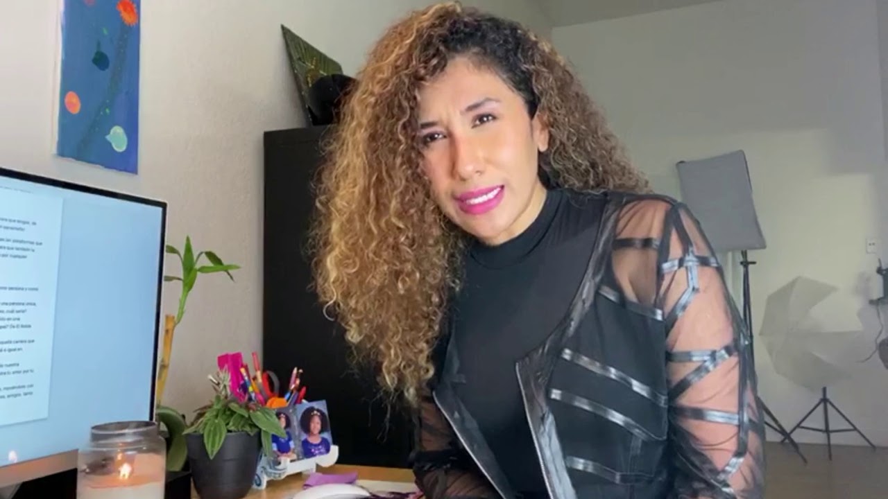 ENTREVISTA A CECI LÓPEZ, PERIODISTA ROBLEÑA. - YouTube