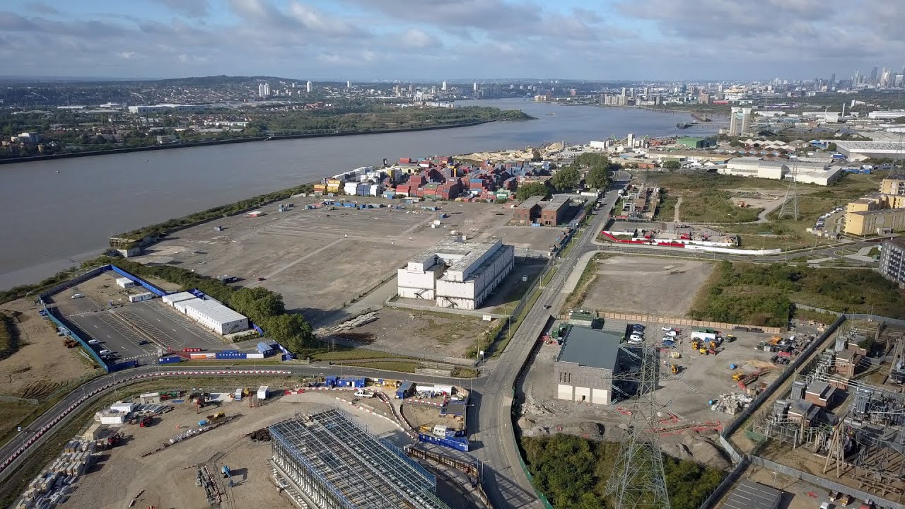Drone Footage Barking Riverside/Dagenham Market - YouTube